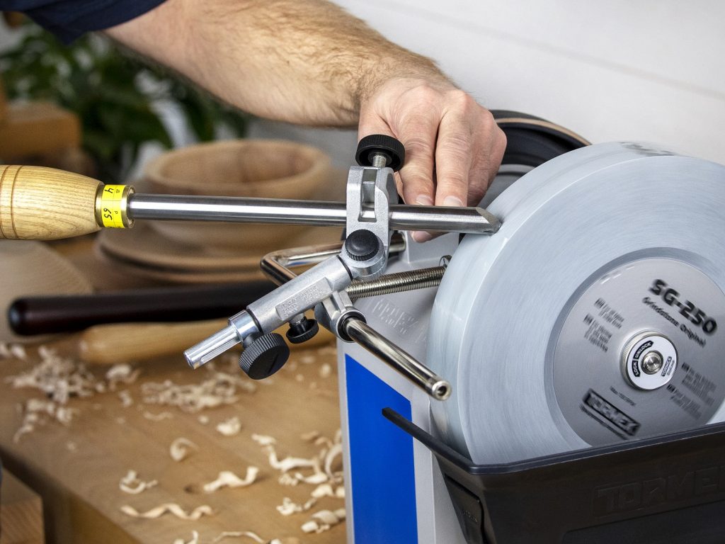 Tormek SVD-186 R Gouge Jig - Redesigned - Bench Grinders, Grinding Jigs ...